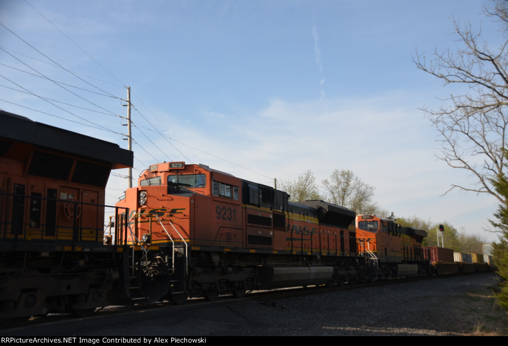BNSF 9231